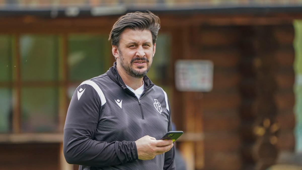 Super League: Ex-FCB-Chefscout Dippel geht zu Benfica - kicker