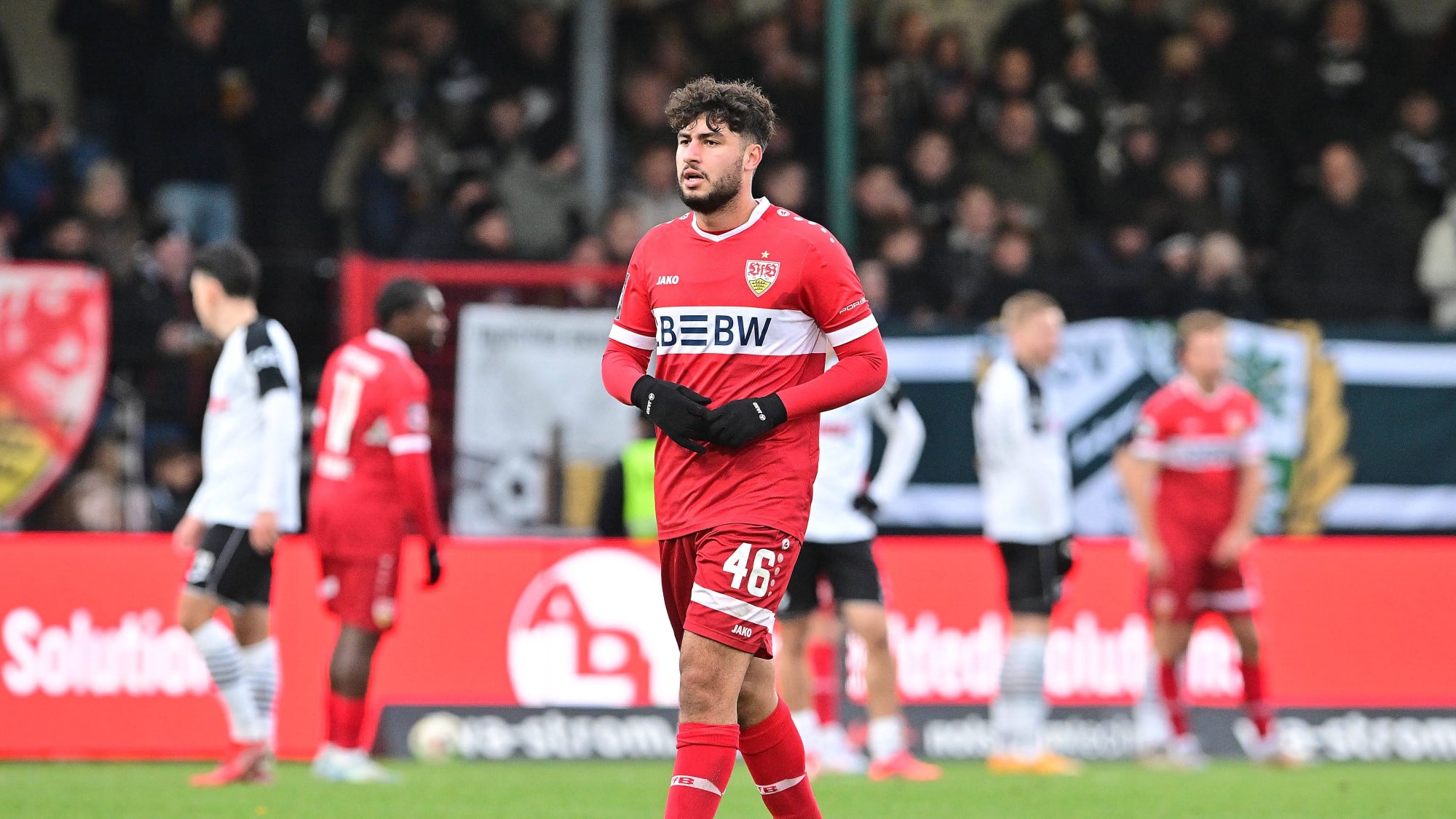 Wer könnte kommen, wer gehen? Die Transfer-Pläne der 18 Bundesligisten ...