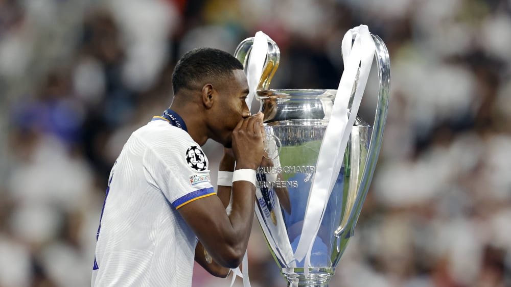 "Über-überglücklich": Alaba untermauert Legendenstatus - kicker