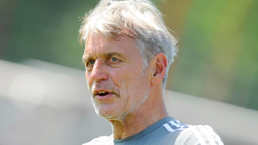 FC Bayern und Karlsruher SC trauern um Rainer Ulrich - kicker