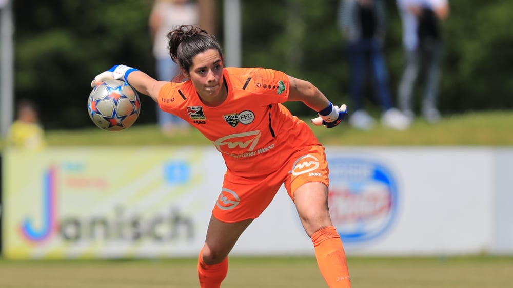 Mit PSG Meister: Charlotte Voll neu bei Bayer Leverkusen - kicker