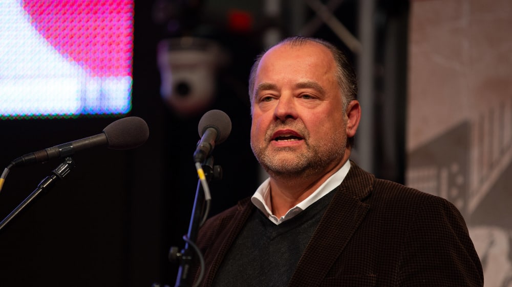 Nächster Rücktritt beim FCK: Aufsichtsrat Weimer legt Ämter nieder - kicker