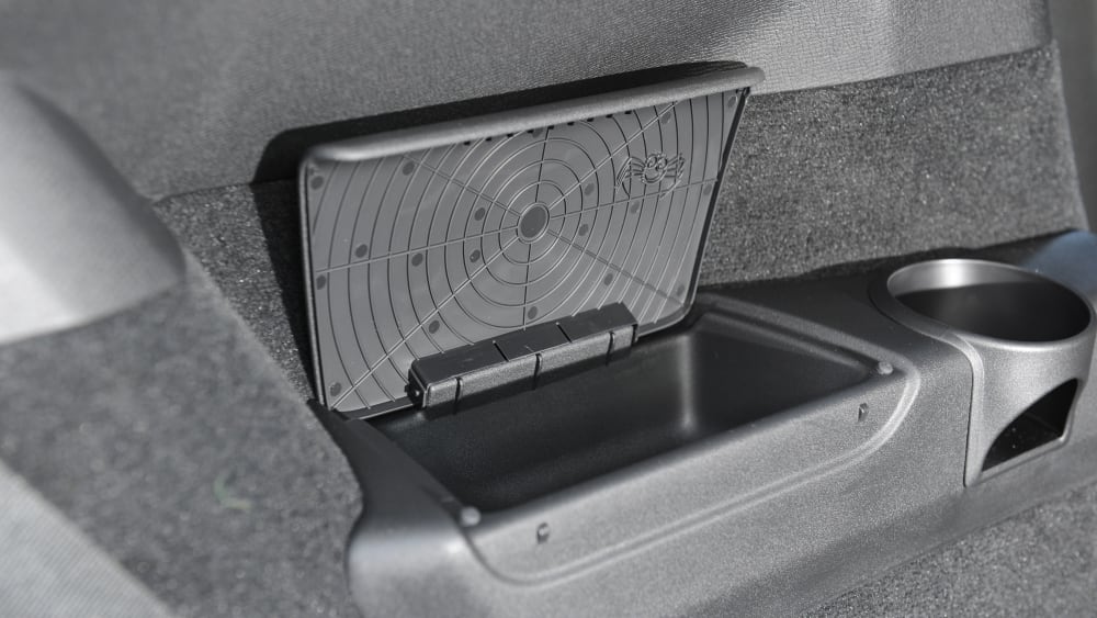 Easter Eggs im Auto: Grüße vom Designer - Auto | Motorsport ...