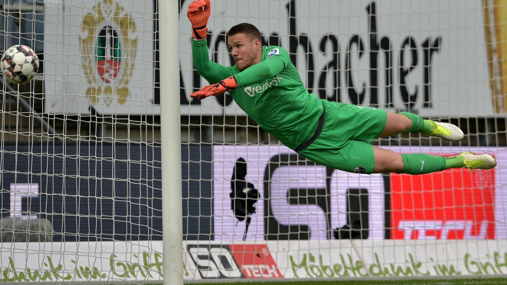 In allen Belangen Gikiewicz: Pole thront über dem Rest - 2. Bundesliga ...
