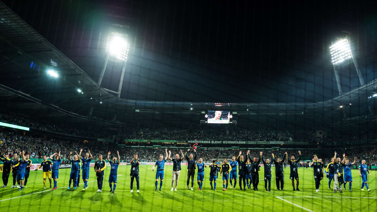 437.269 Fans! Neuer Zuschauer-Rekord im DFB-Pokal aufgestellt | DFB ...