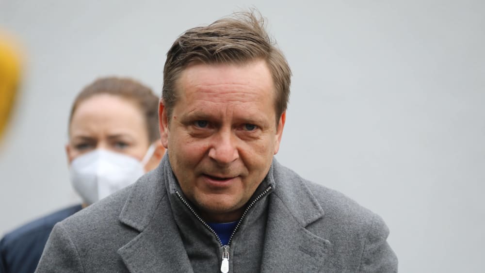 1. FC Köln: Horst Heldt nimmt die Spieler in die Pflicht - kicker