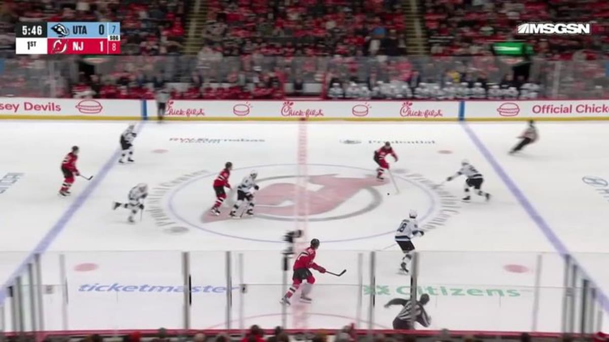 Timo Meier und Nico Hischier treffen beim Sieg der New Jersey Devils ...