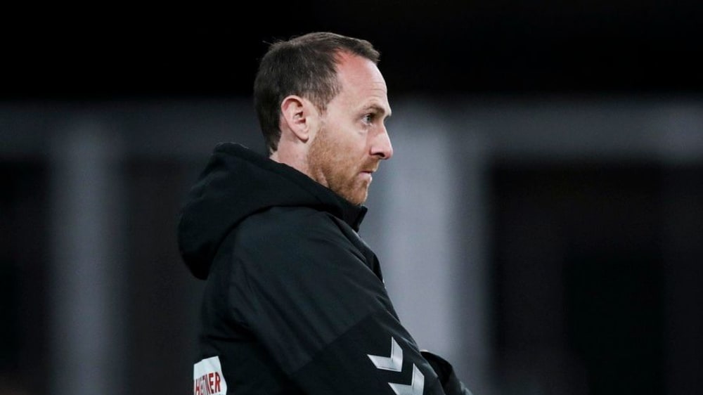 Heinle: "Wir wollen mit dem Ball etwas anfangen können und nicht ...